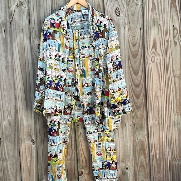 Universal | Intimates & Sleepwear | Vintage Universal Studios Comic ...